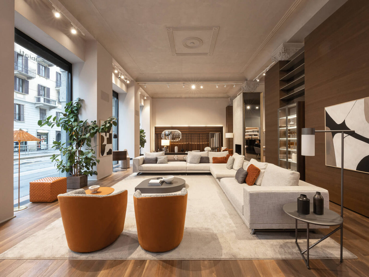 New Milan Flagship Store - Presotto