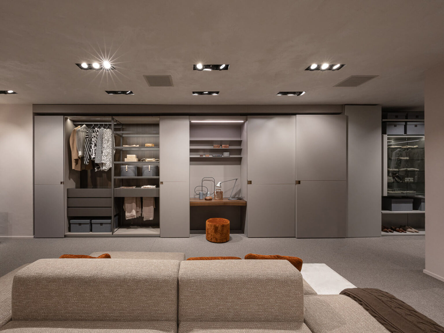 New Milan Flagship Store - Presotto