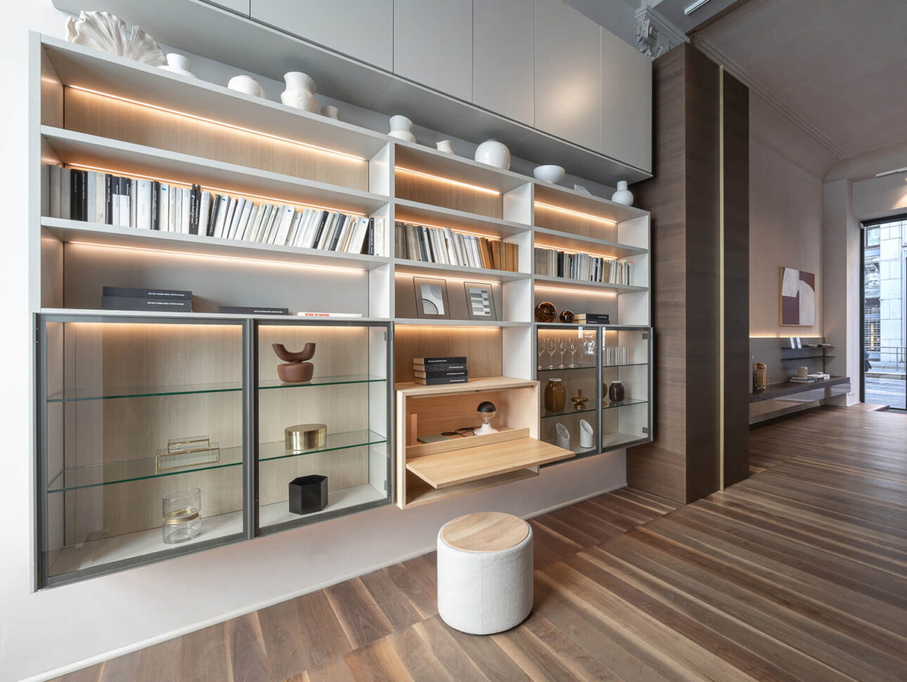 New Milan Flagship Store - Presotto